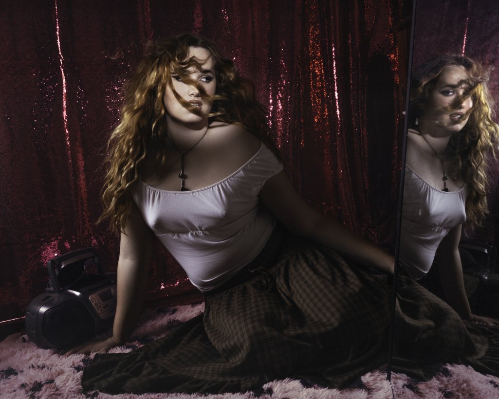 Listen to "Glitter" by Eli - EQ Music Blog